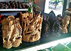 10 Best Indonesia Souvenirs & Gifts | Authentic Indonesia Blog