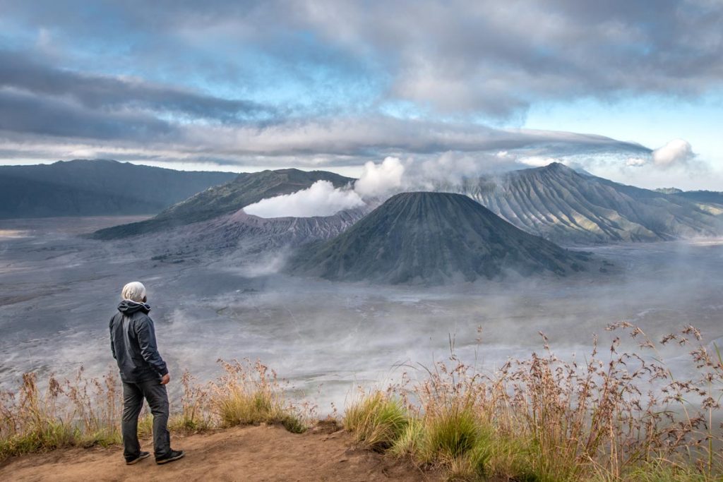 9 Indonesia Best Mountains to Climb | Authentic Indonesia Blog