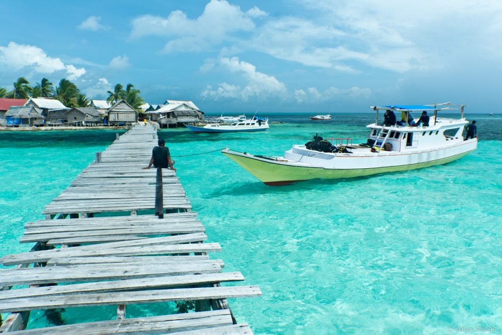 9 Beautiful Underwater Destinations in Indonesia | Authentic Indonesia Blog